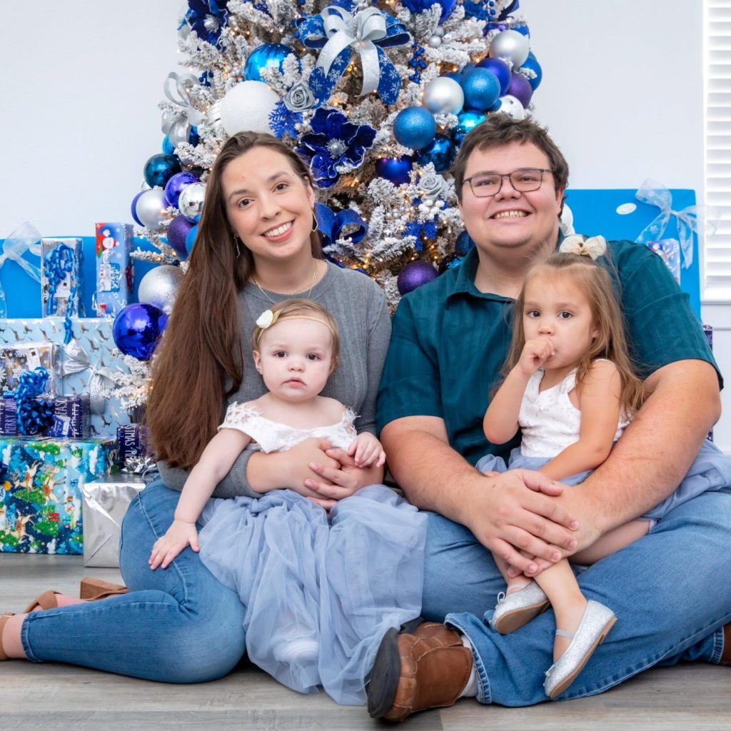 The Sibling Dynamic: Raising Neurotypical and Autistic Children ...
